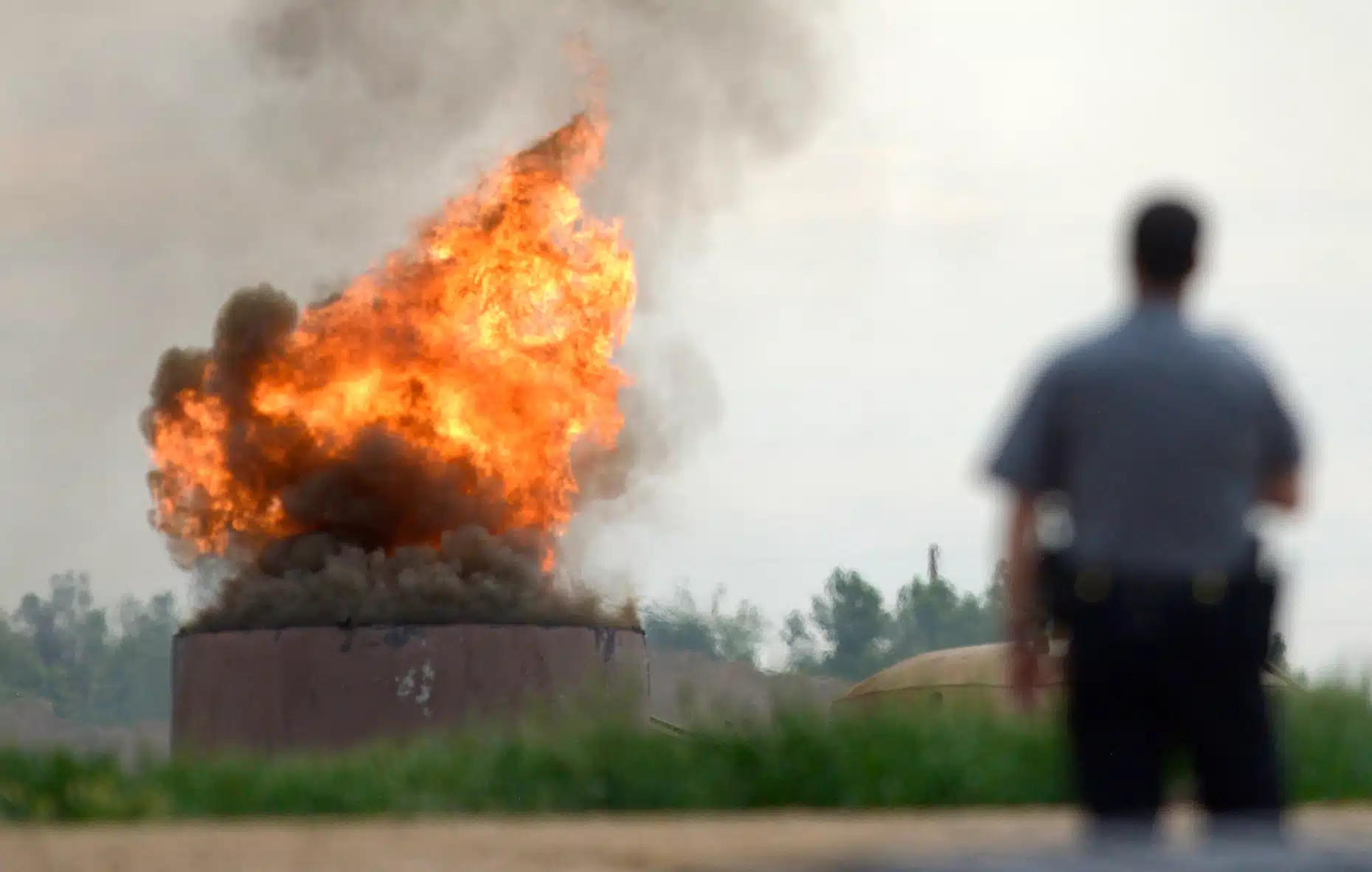 One dead, three injured in Anadarko oil tank explosion in Weld County ...